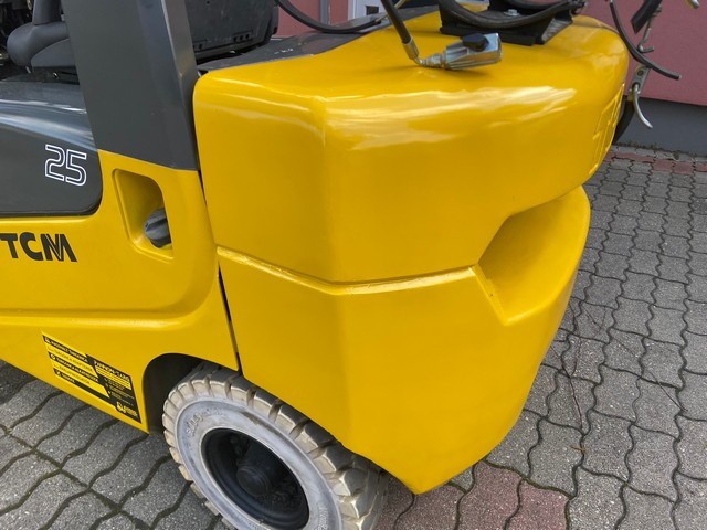 Pannontarg - Használt targonca - TCM FG25T6 HASZNÁLT TARGONCA